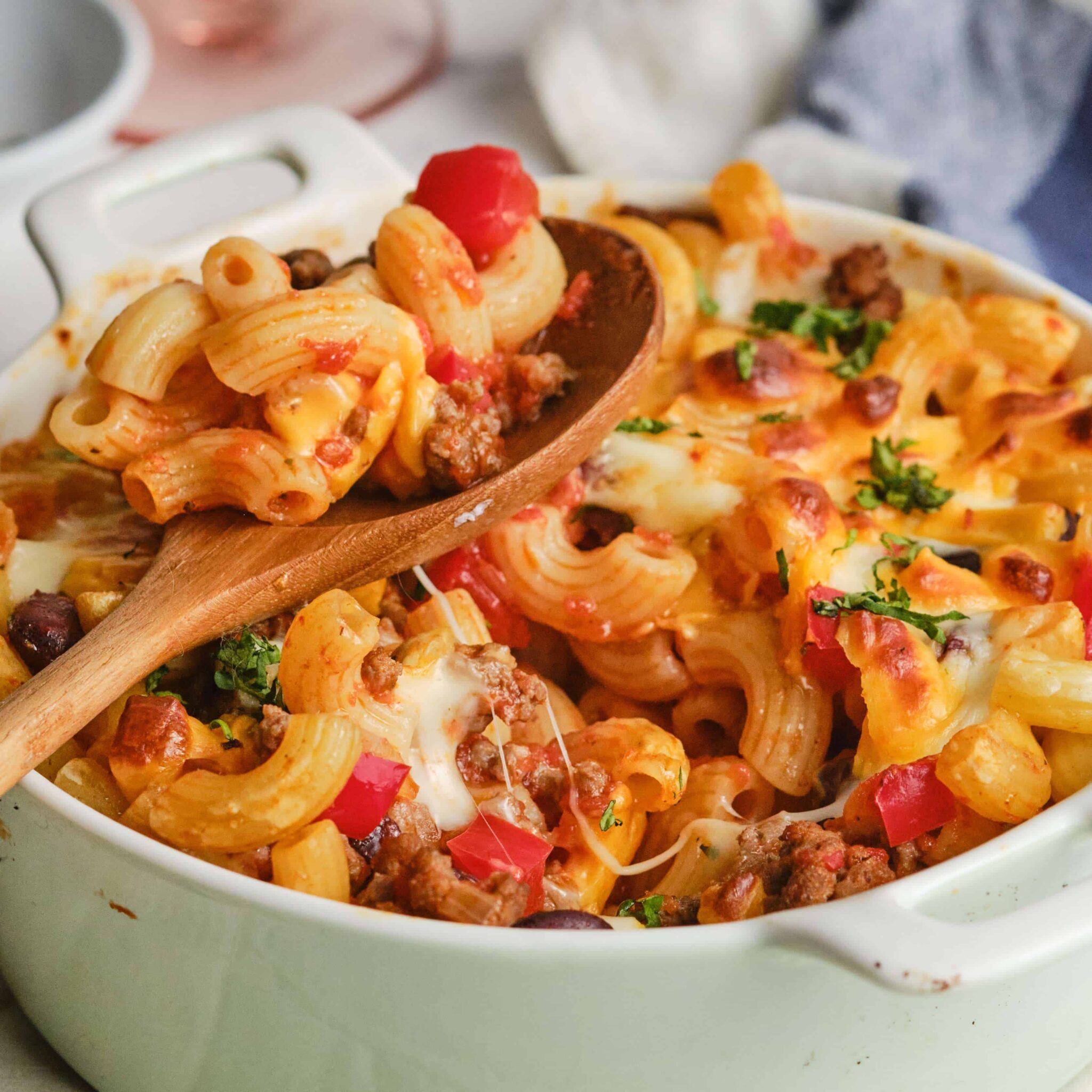 Chili Mac and Cheese (with Ground Beef) | Baked Bree