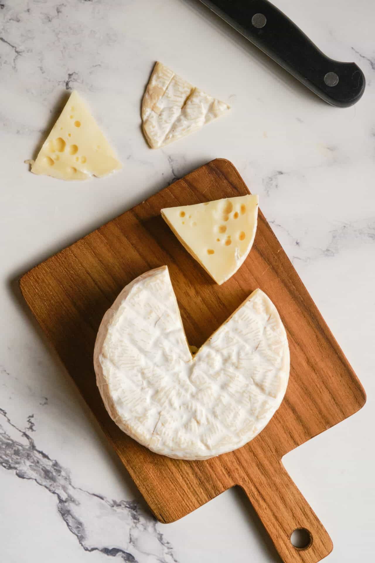 Easy Brie Pasta Recipe | Baked Bree