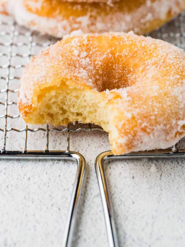 Donas Recipe | Baked Bree